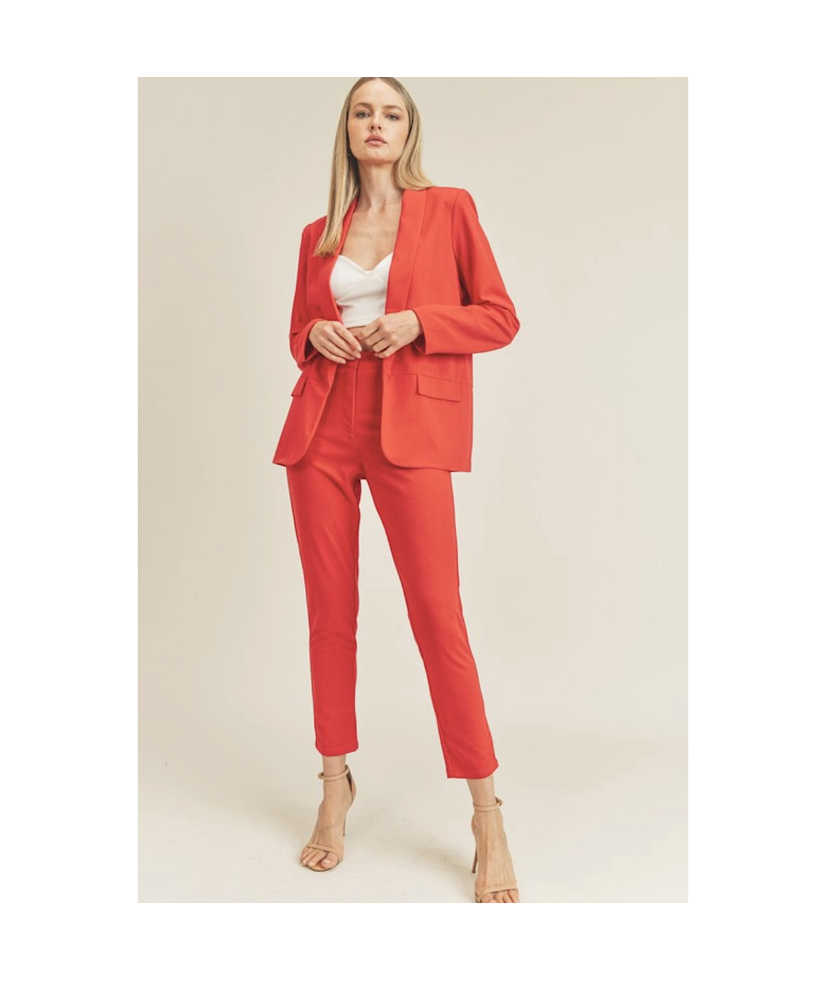 Terno rojo Talla M Color Rojo